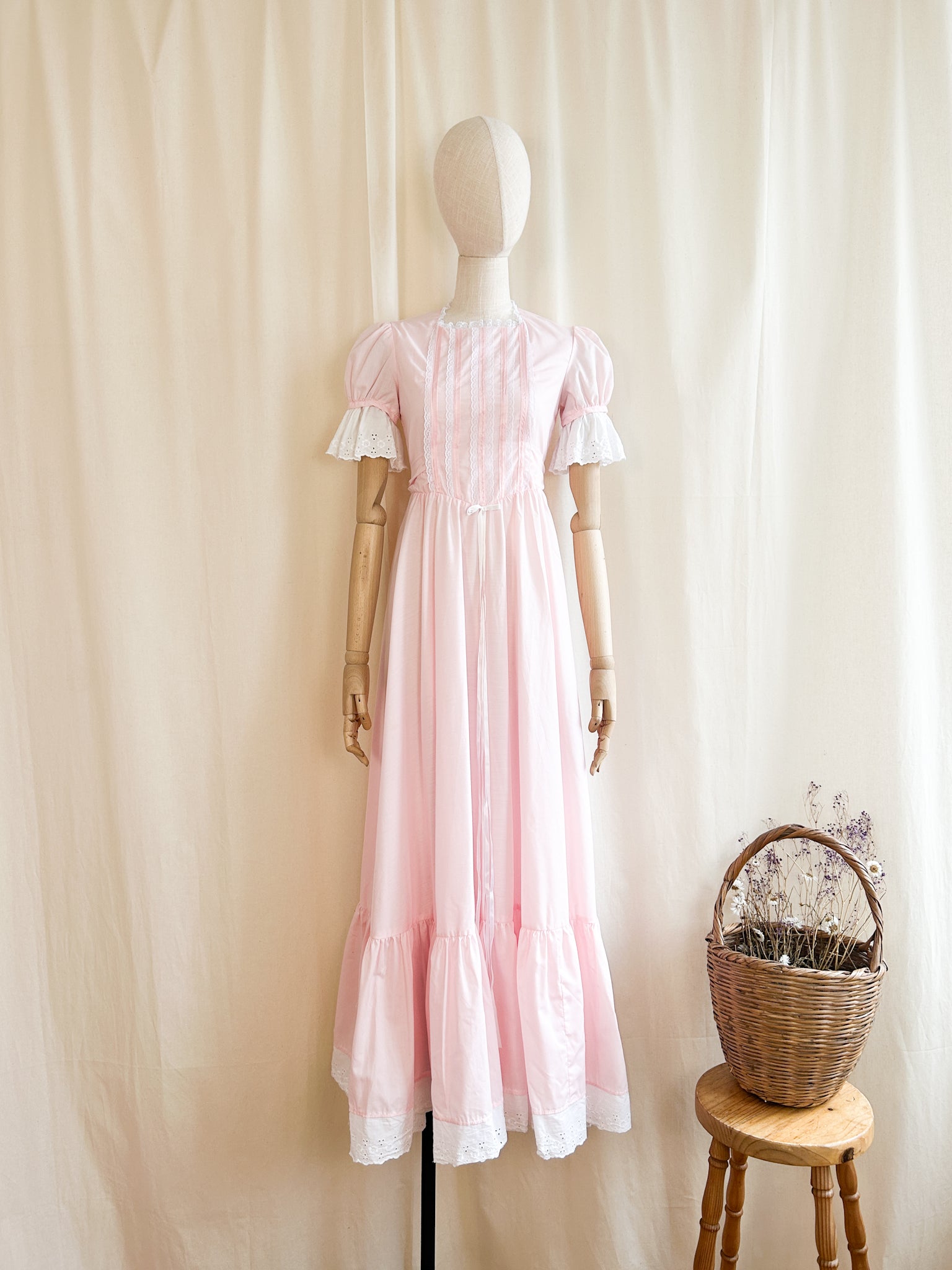 The Polly ~ adorable 70s cotton princess dress – The Pansy Garden