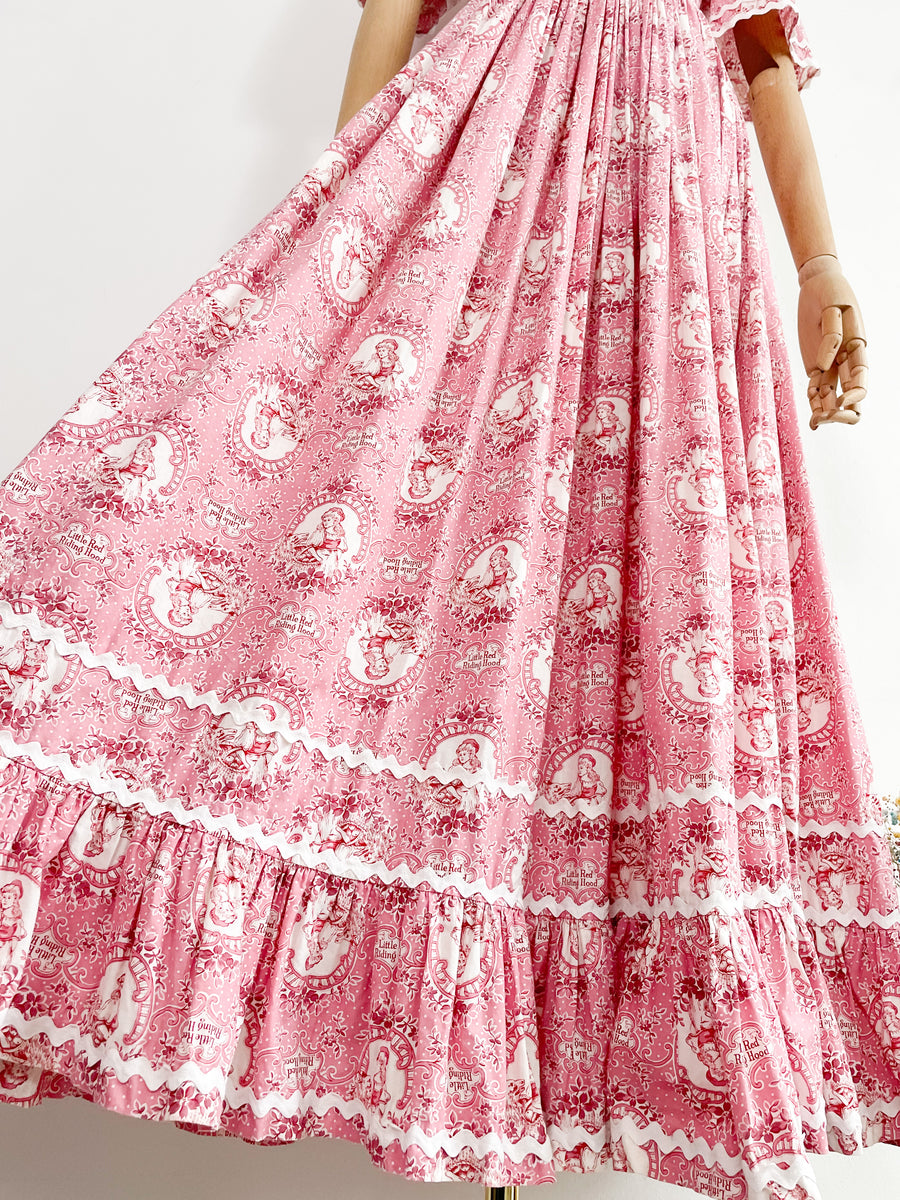 The Pink Riding Hood – The Pansy Garden