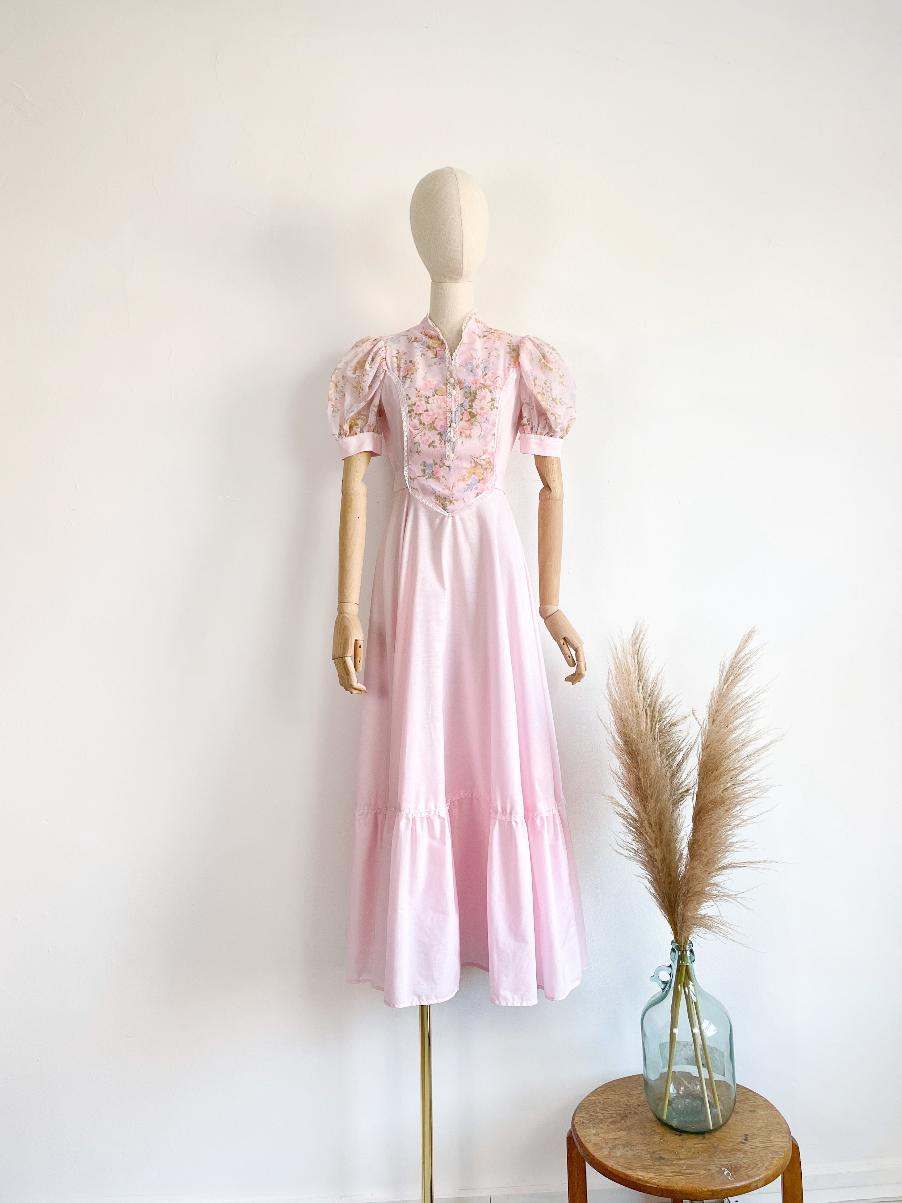 The Candy – The Pansy Garden