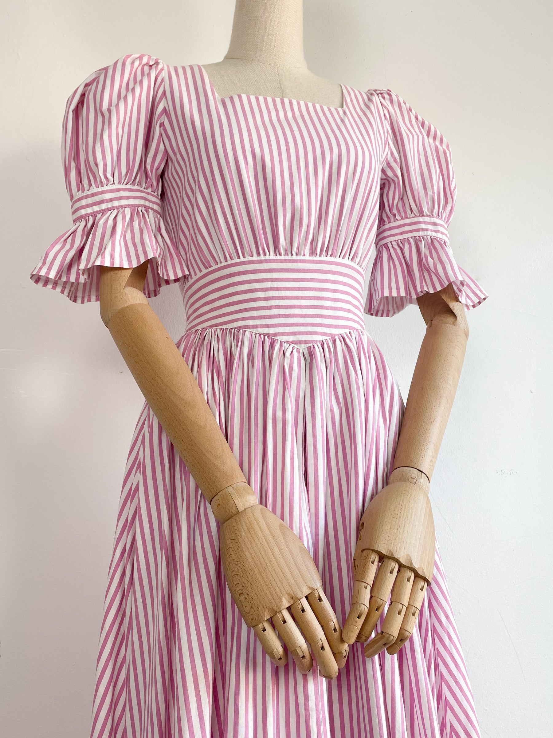 The Candy – The Pansy Garden