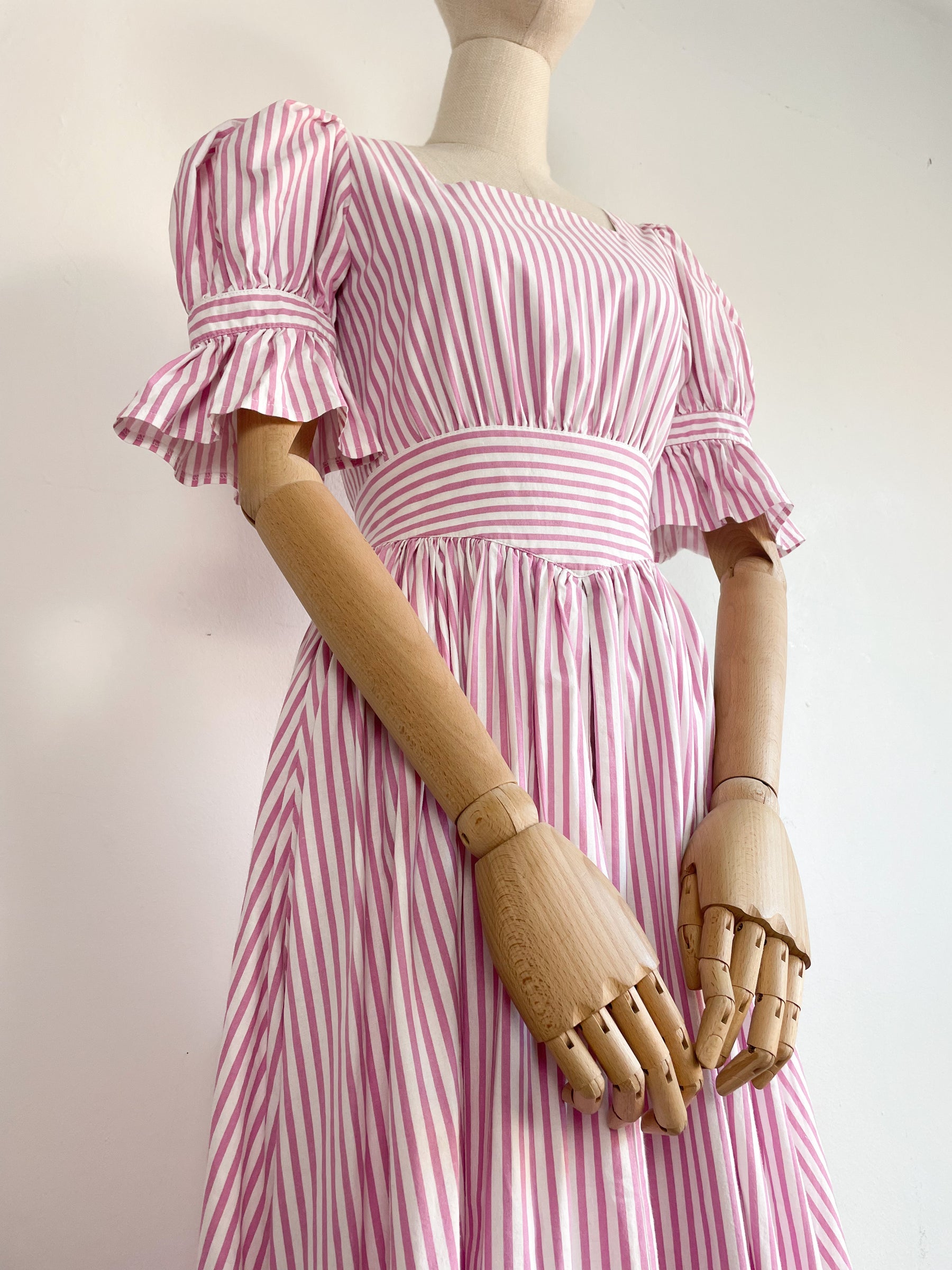 The Candy – The Pansy Garden